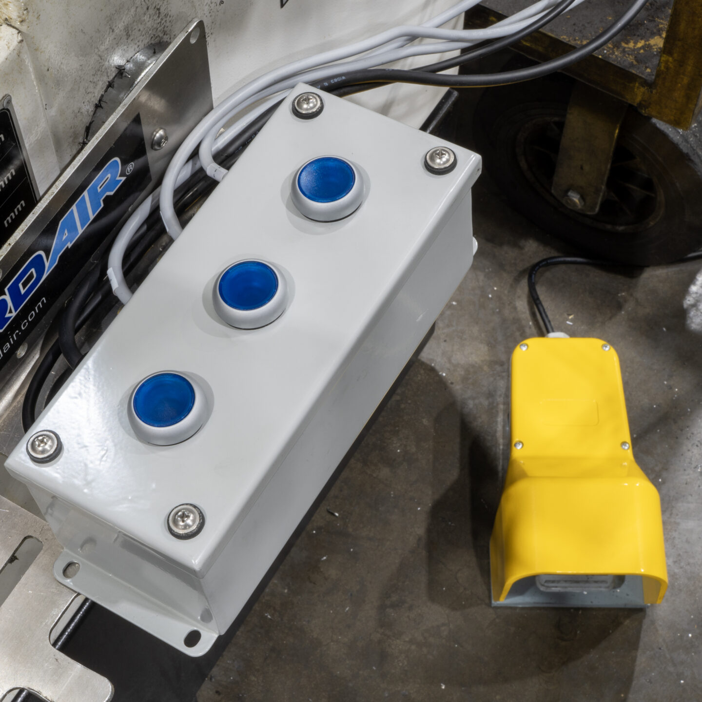 Custom Kurt TriLock Hydraulic Automation Setup - Kurt Workholding
